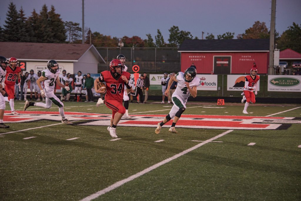 2019-Marquette-Redmen-Kingsford-Flivvers-Varsity-Football-MSHS ...